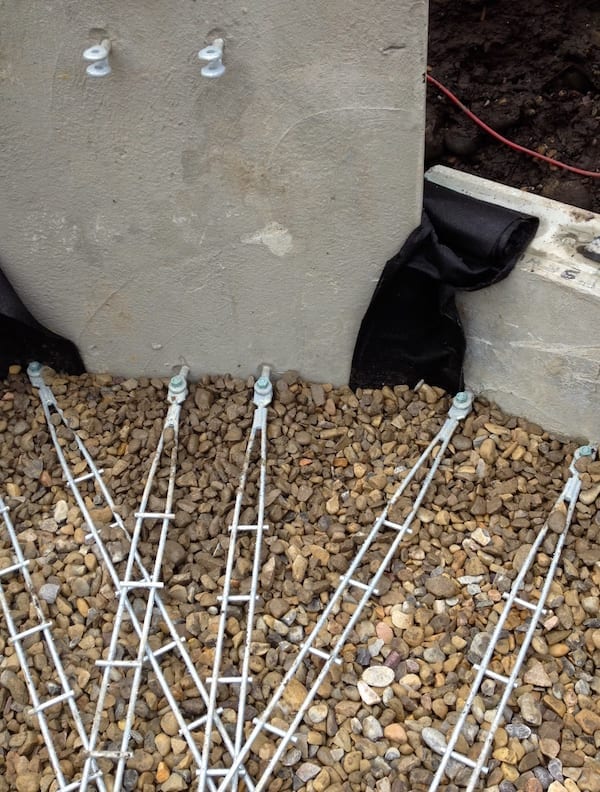 MSE Walls with Grid-Strip for NB bridge